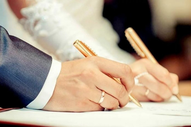 Διαζύγιο με Αντιδικία | Χρόνος και Κόστος | Δικηγόρος Λευκή Χατζηδάκη